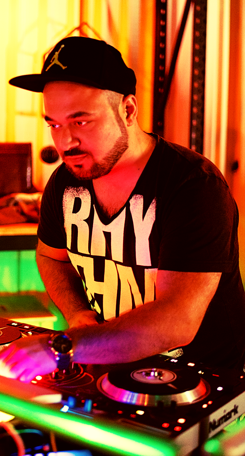 About DJ CeeJay 😎 DJ CeeJay